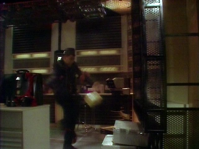 Polymorph | The Smega-Drive | Red Dwarf screenshot archive for Memes ...